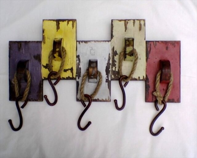26 DIY Wall Hook Ideas 26 DIY Wall Hook Ideas