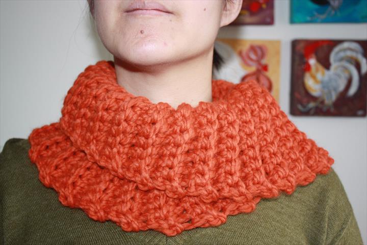 26 Easy & Free Crochet Neck Warmer Patterns