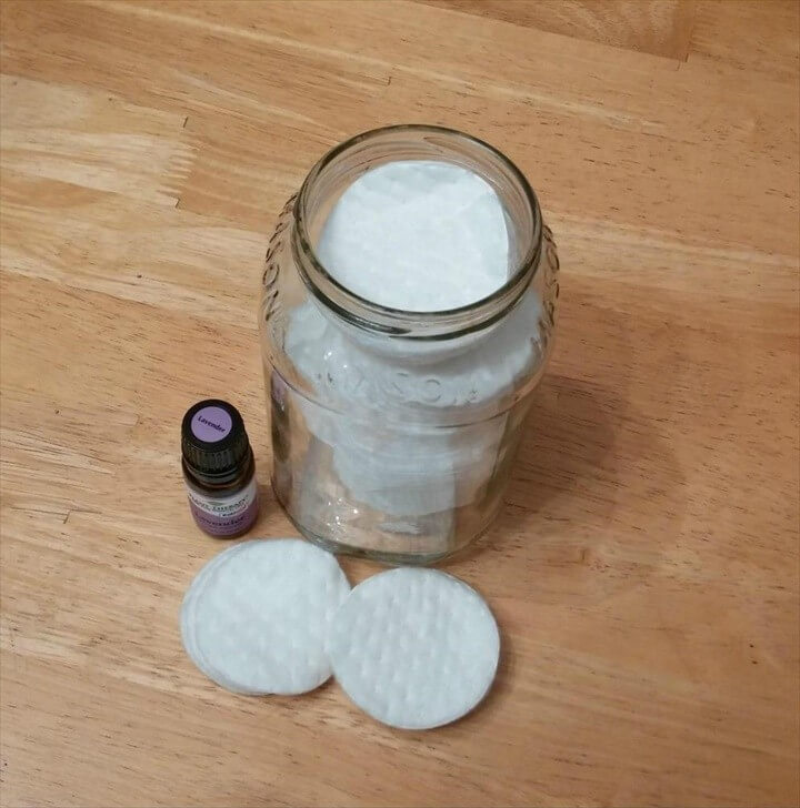15 DIY Makeup Remover - Step By Step Tutorial – DIY to Make