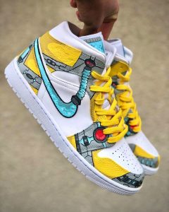 28 Unique DIY Shoe Designs | Shoe Painting Ideas {2021}